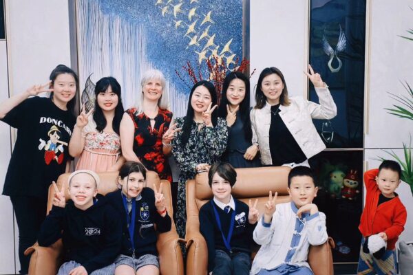 Handforth Grange Primary School Visit Sister School In Chengdu - Global ...